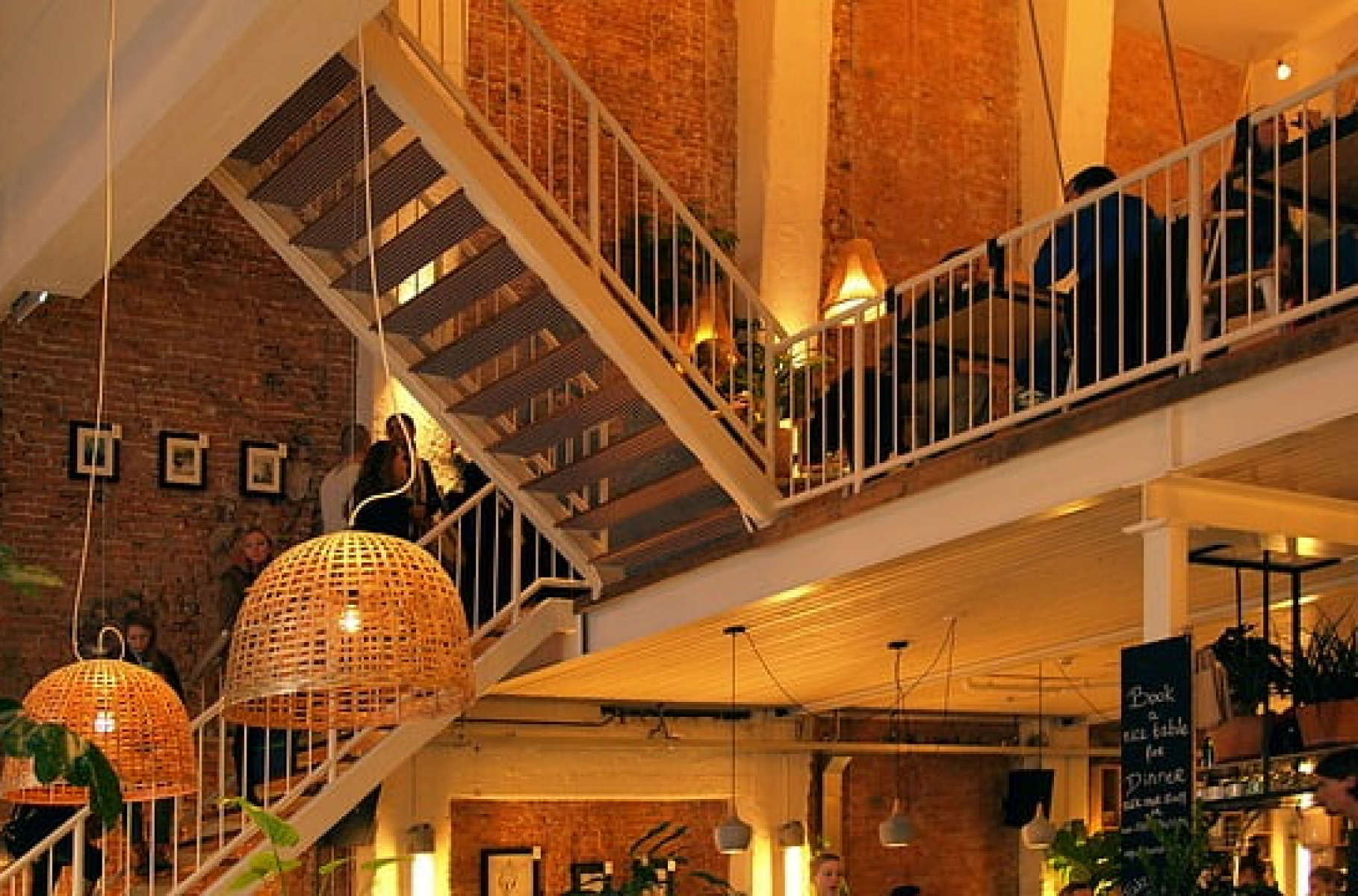 Servers: Four Things You Should know about Tip Share - Herrmann Law